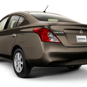 nissan-versa-2012-advance-ta-diseno-exterior
