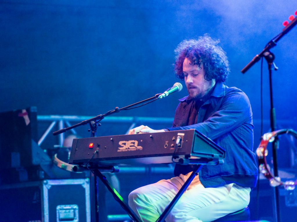 entrevista-con-joseph-mount-metronomy