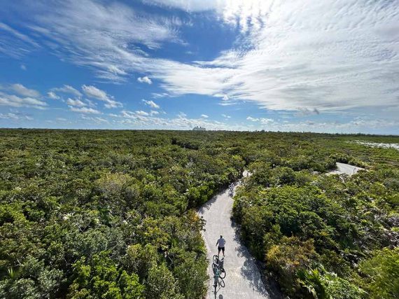 crucero-de-disney-con-pixar-day-at-sea-isla-disney-castaway