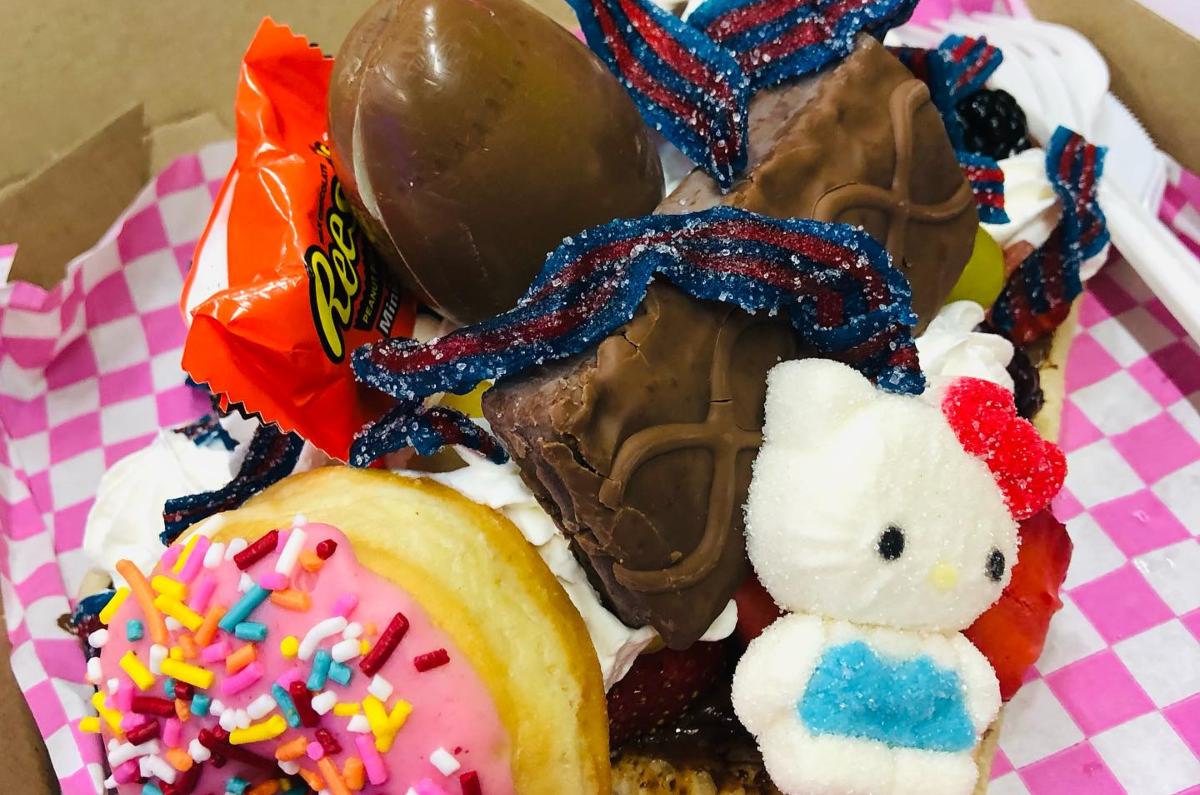 conoce-el-frappe-de-hello-kitty-mas-de-1-litro-de-pura-dulzura-3