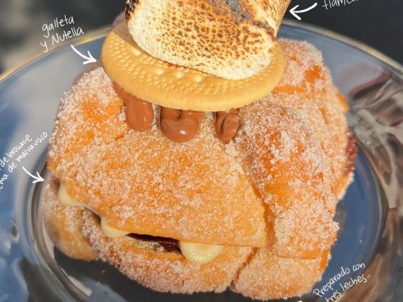 lugares-con-pan-de-muerto-relleno-betun-malvavisco-y-mas-5