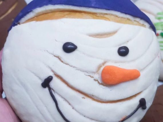 conchas-navidenas-muneco-de-nieve