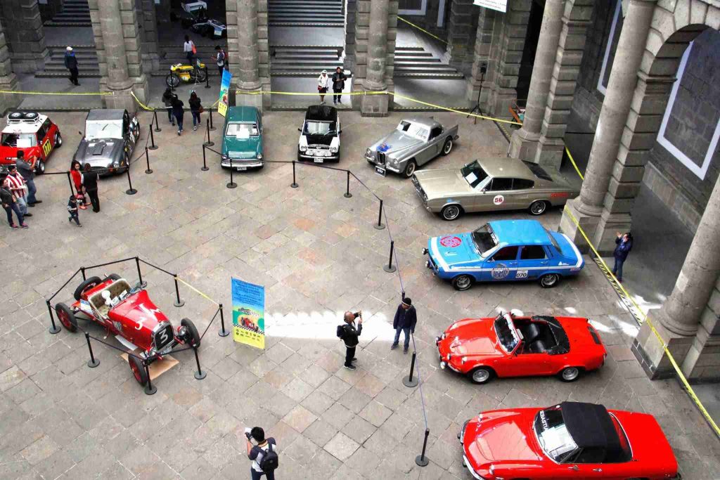 exposicion-autos-clasicos-palacio-mineria-sexta-edicion—