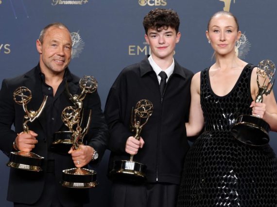 emmy-2025-ganadores-series-donde-ver-adolescence