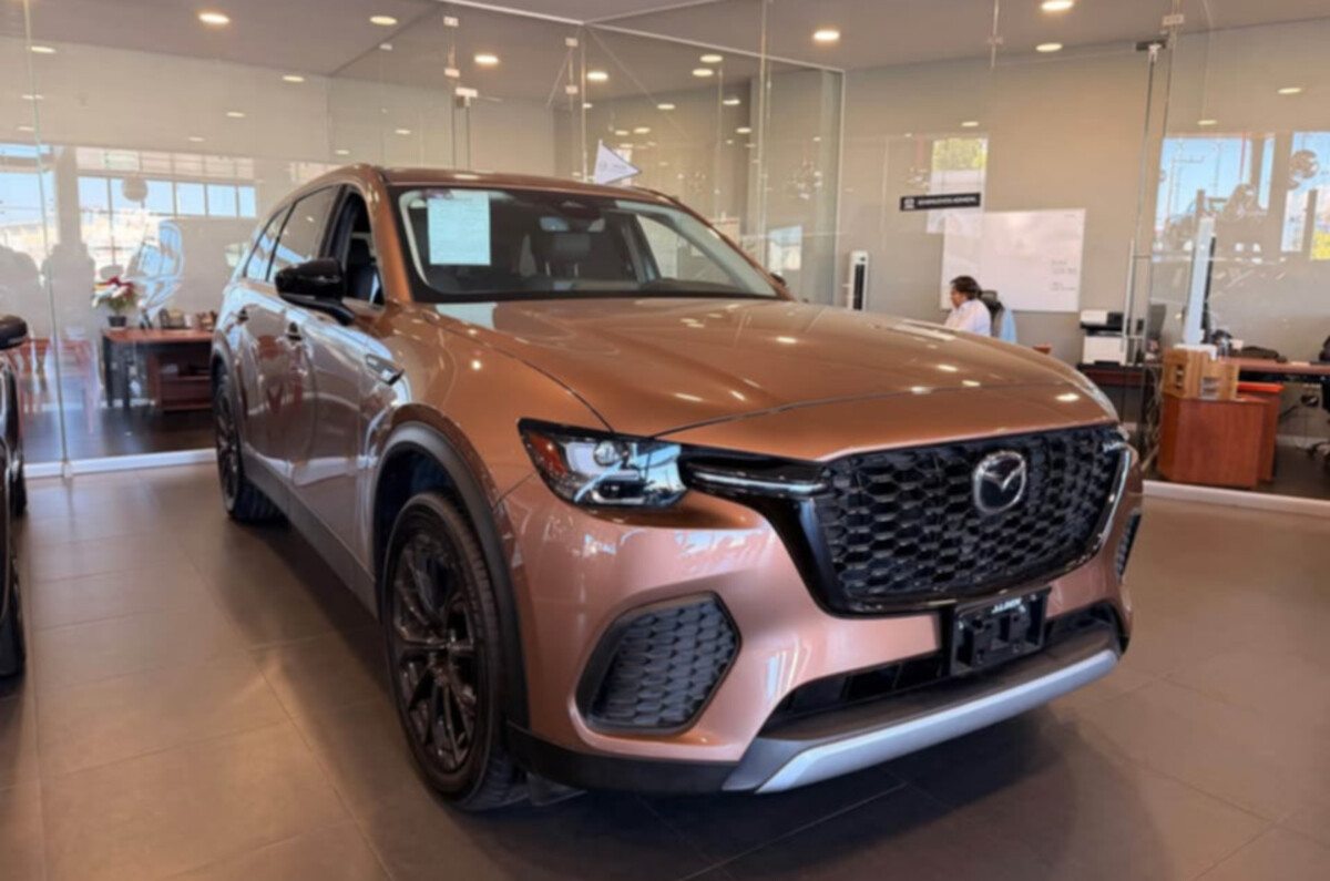 ¡A revisión! Profeco lanza advertencia por fallas en autos Mazda